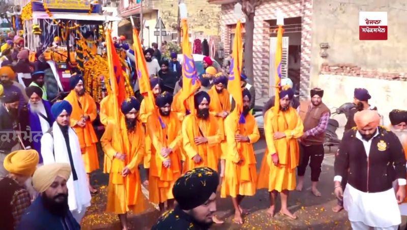 Nagar Kirtan Taken From Gurdwara Sri Garhi Sahib, dedicated to Shaheed Purab