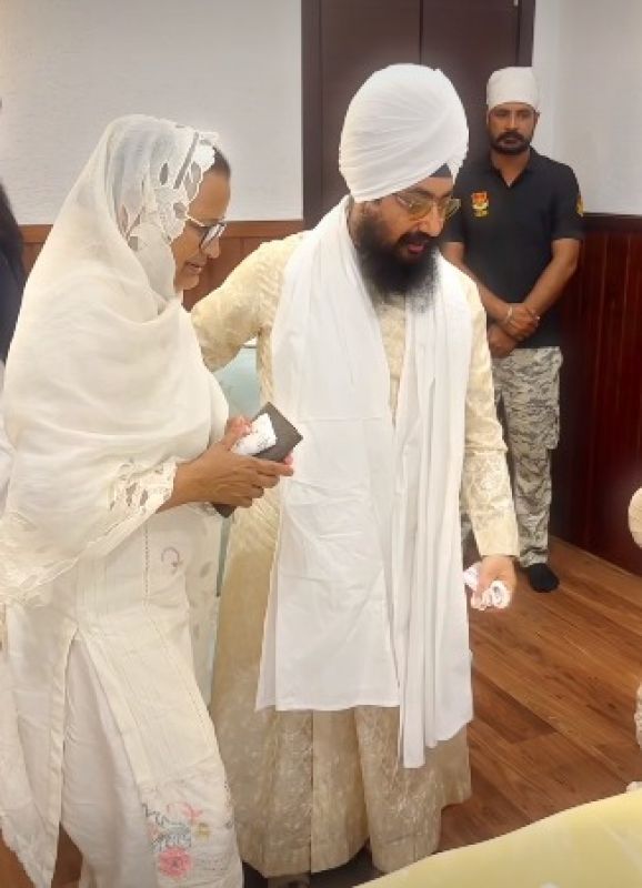 IN PICS: Sidhu Moose Wala's Parents Meet Ranjit Singh Dhadrianwale